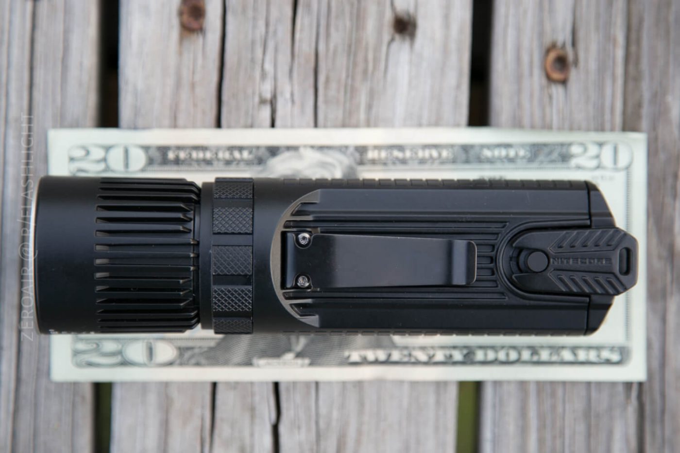 Nitecore SRT9 Flashlight Review - ZeroAir Reviews