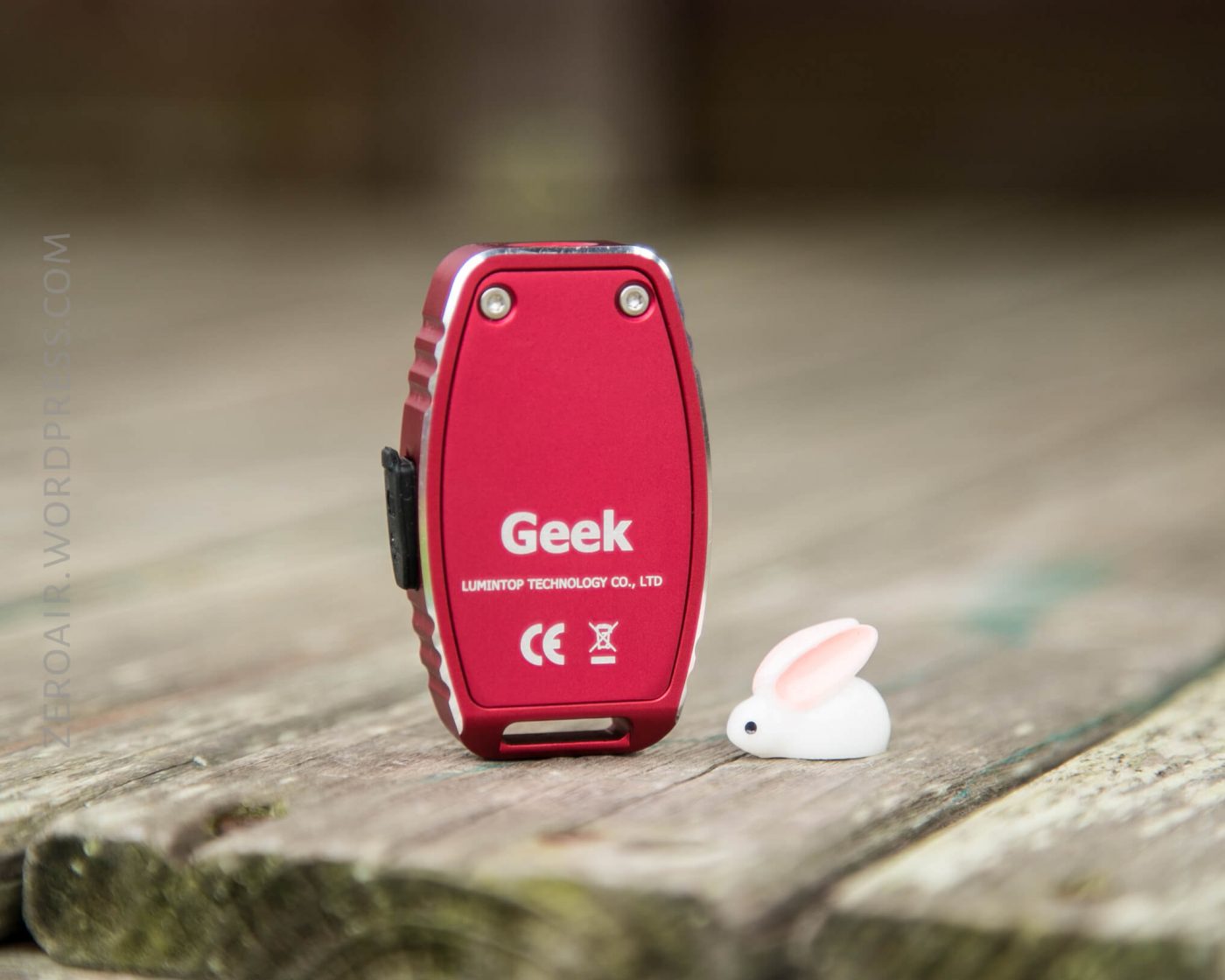 Lumintop Geek Flashlight Review - ZeroAir Reviews