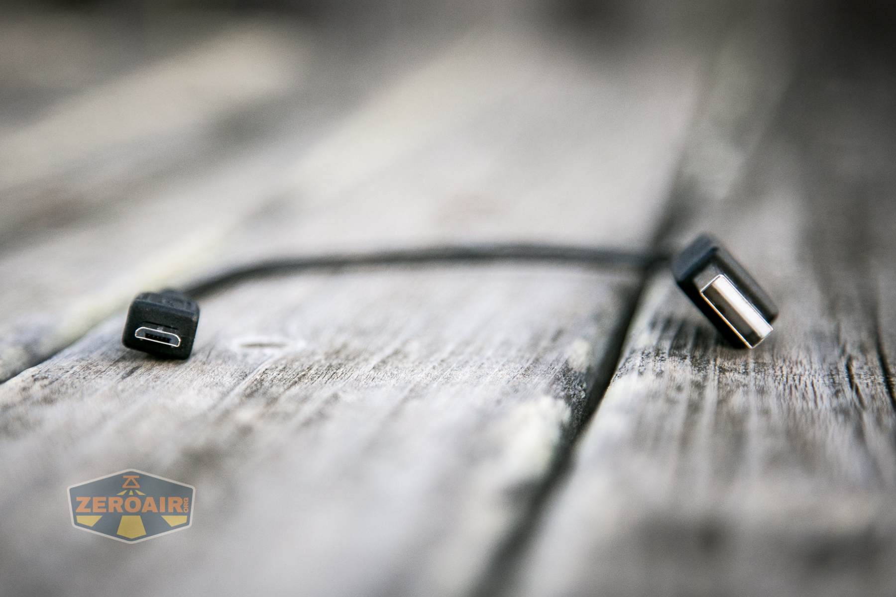 Astrolux WP2 LEP Flashlight Review - ZeroAir Reviews