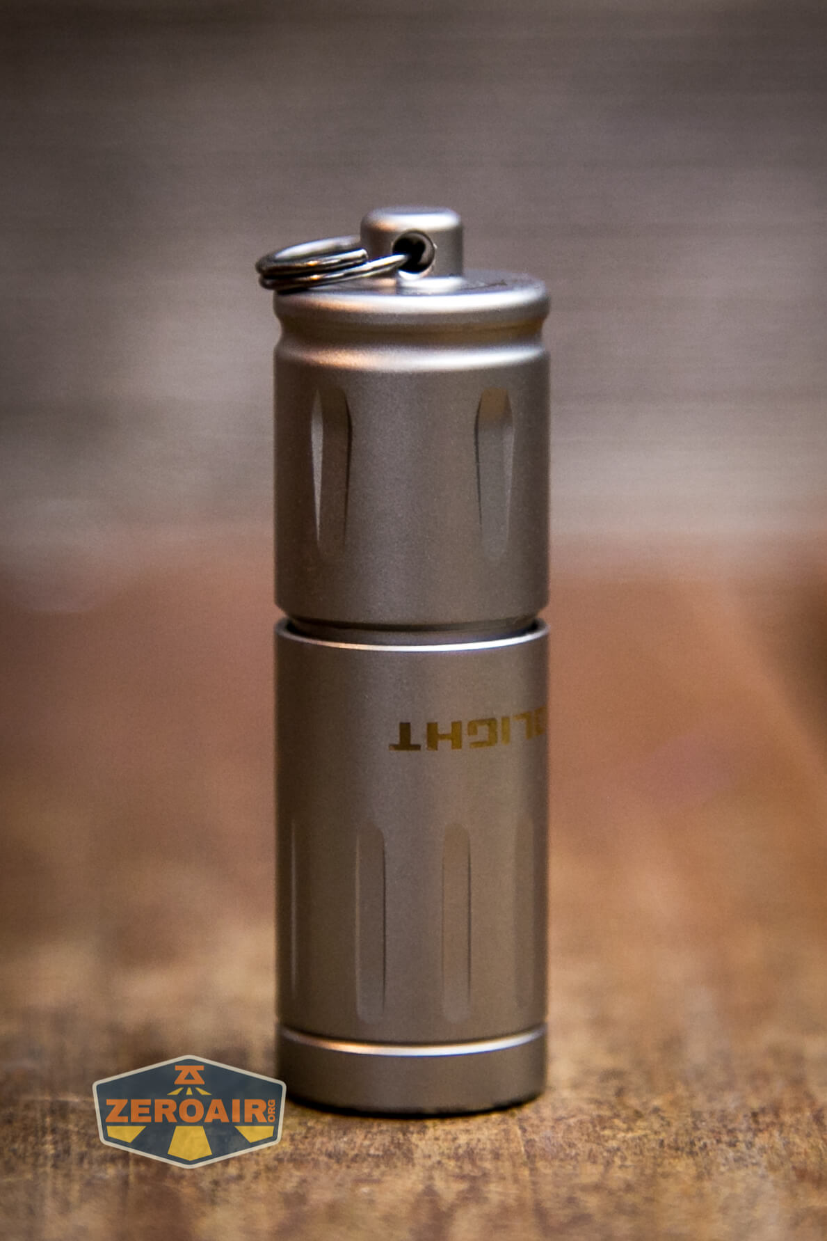 Olight iXV Ti Keychain Flashlight Review - ZeroAir Reviews