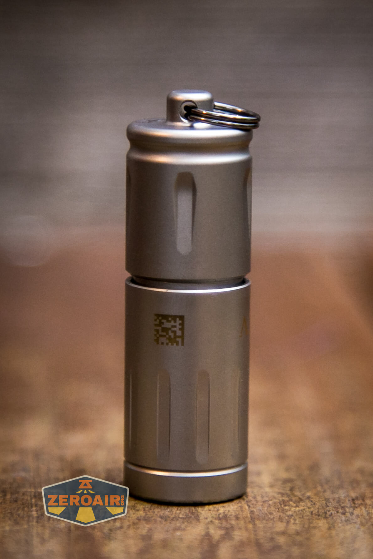 Olight iXV Ti Keychain Flashlight Review - ZeroAir Reviews