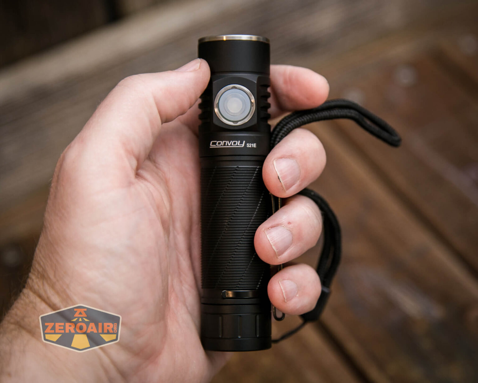 Convoy S21E Flashlight Review - ZeroAir Reviews