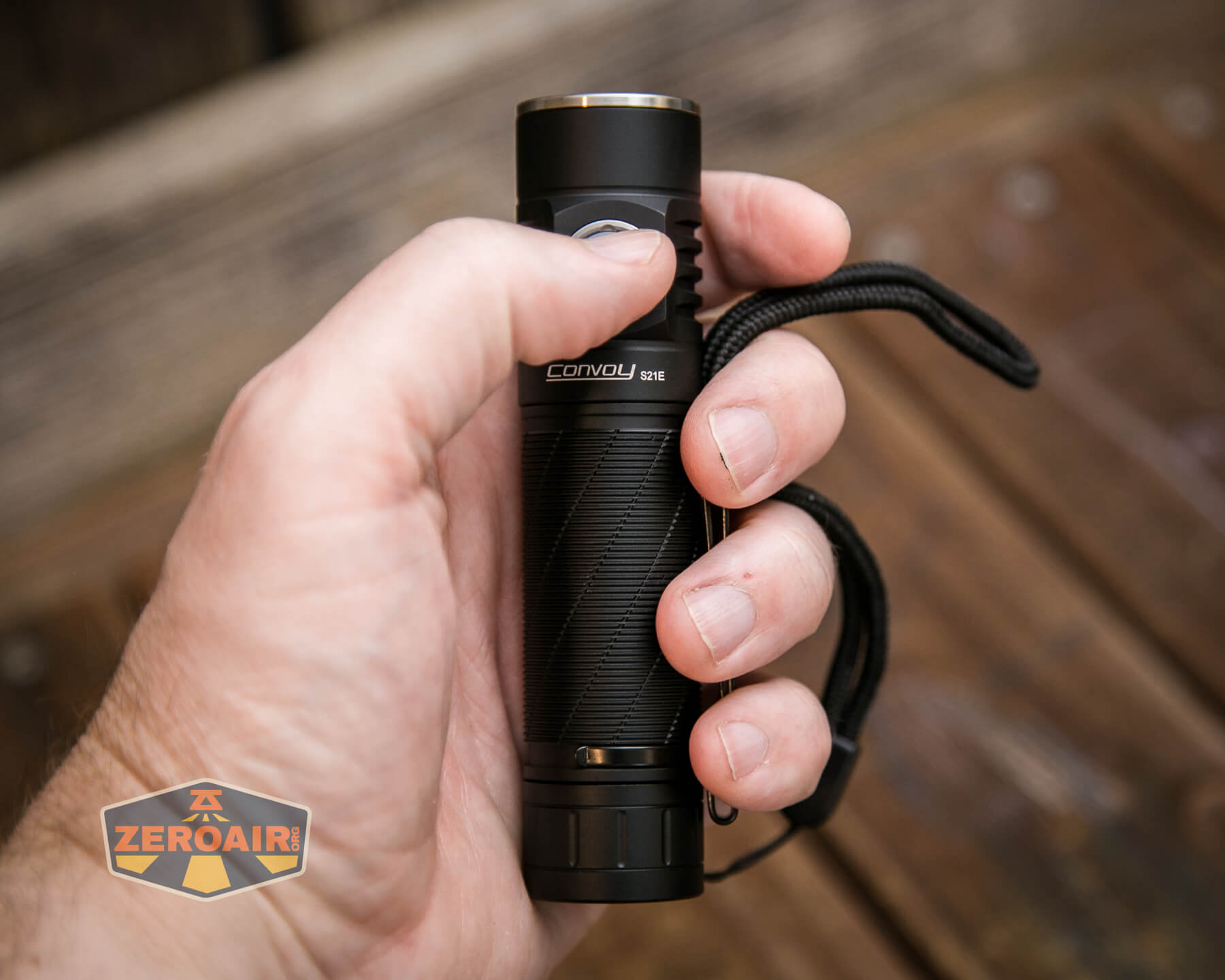 Convoy S21E Flashlight Review - ZeroAir Reviews