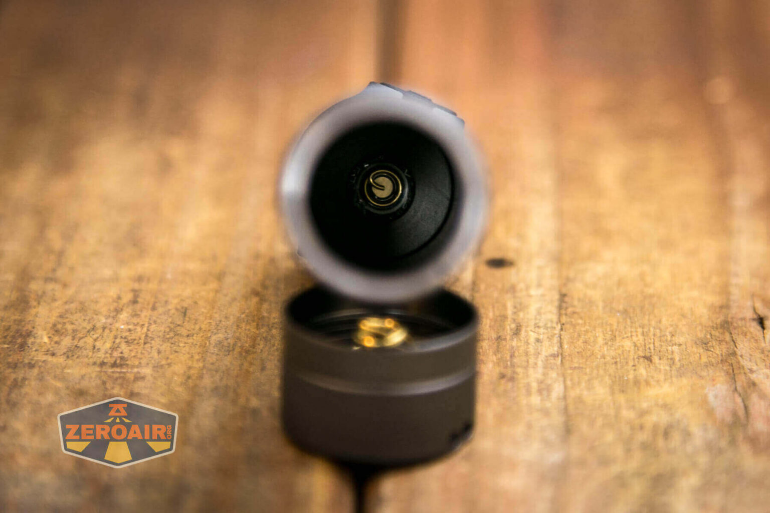 Skilhunt EC300 Flashlight Review - ZeroAir Reviews