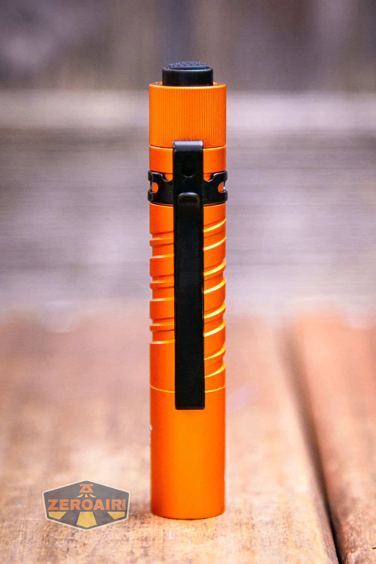 Olight i3T EOS (Orange) Flashlight Review - ZeroAir Reviews