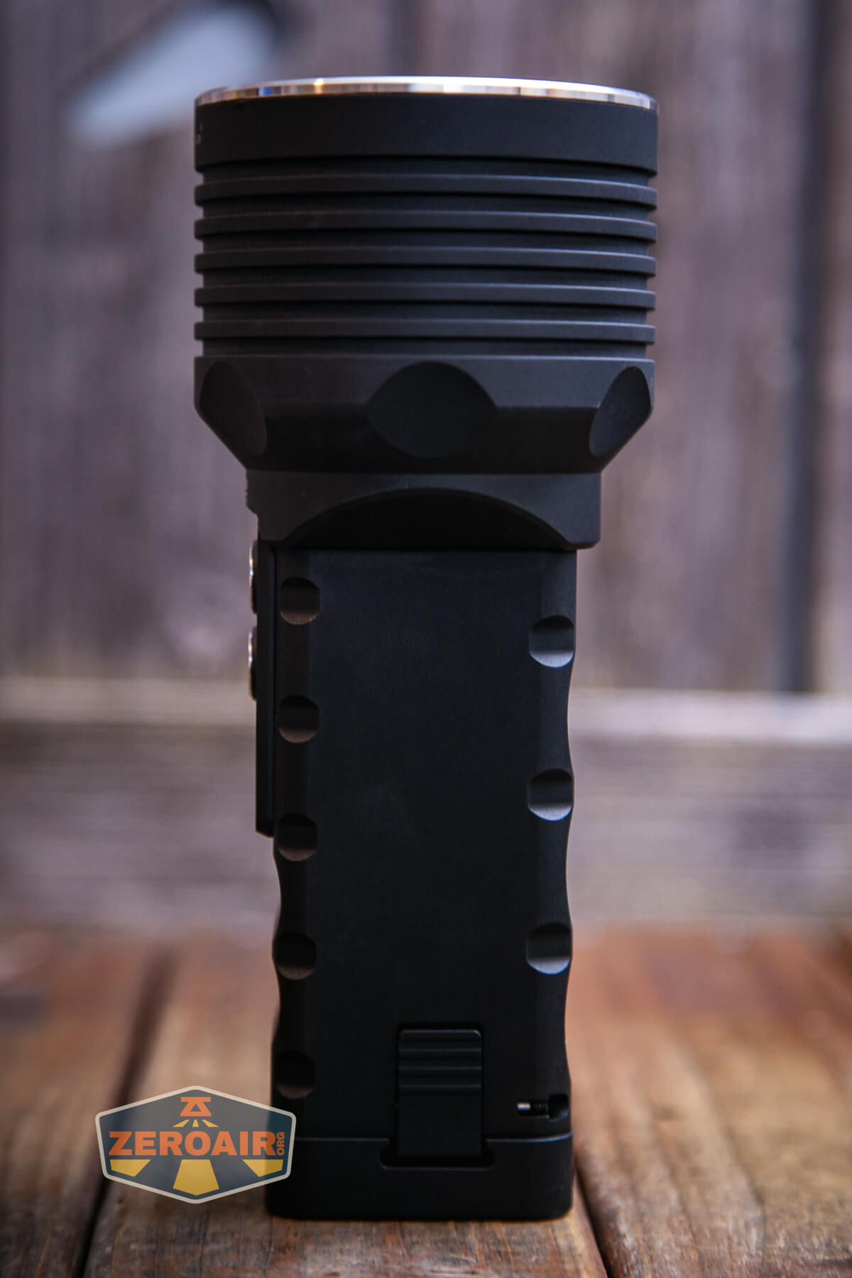 RovyVon S2 Elite Search Powerbank Flashlight Review - ZeroAir Reviews