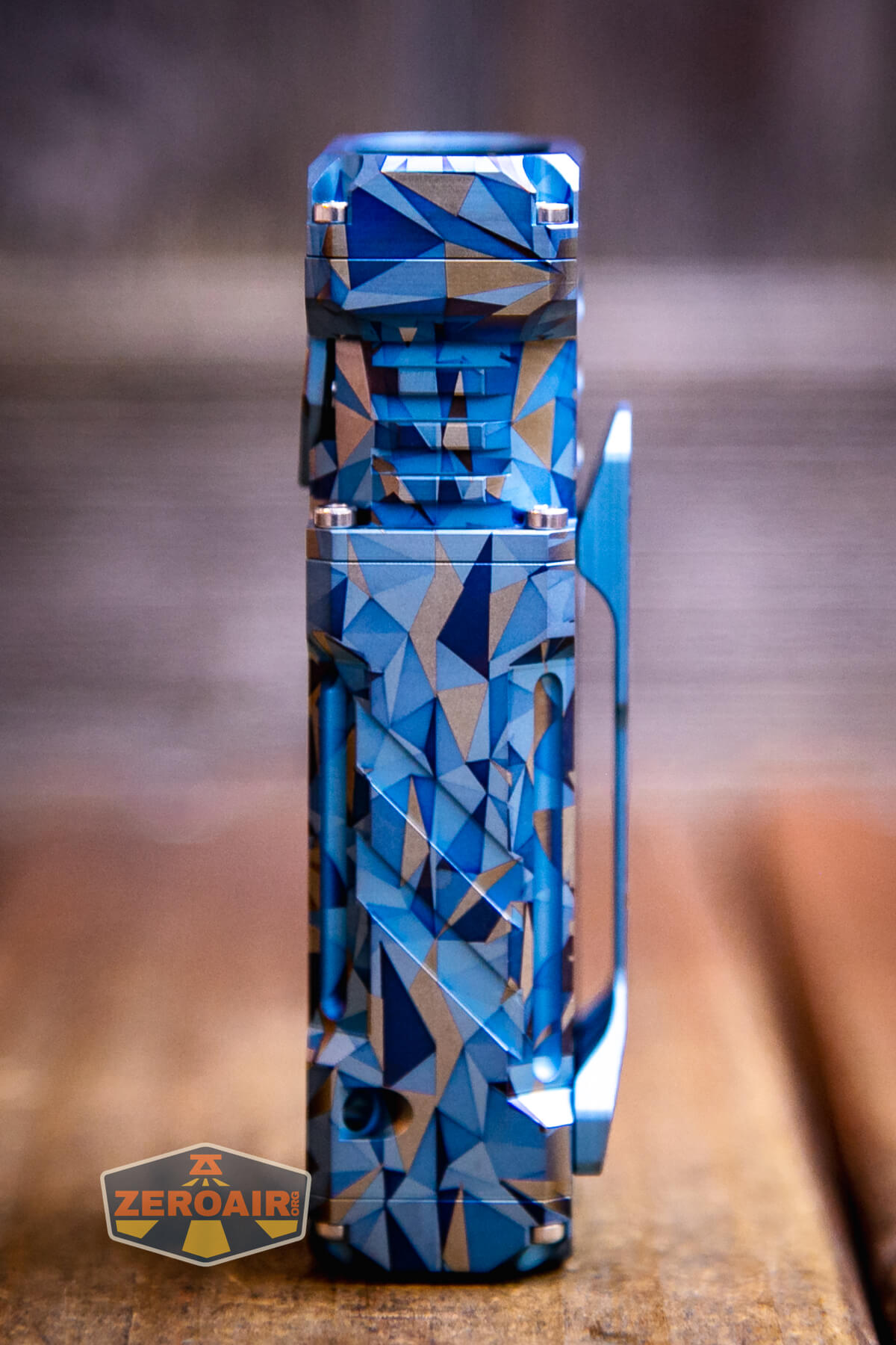 Wuben X-2 Owl Titanium Flashlight Review - ZeroAir Reviews