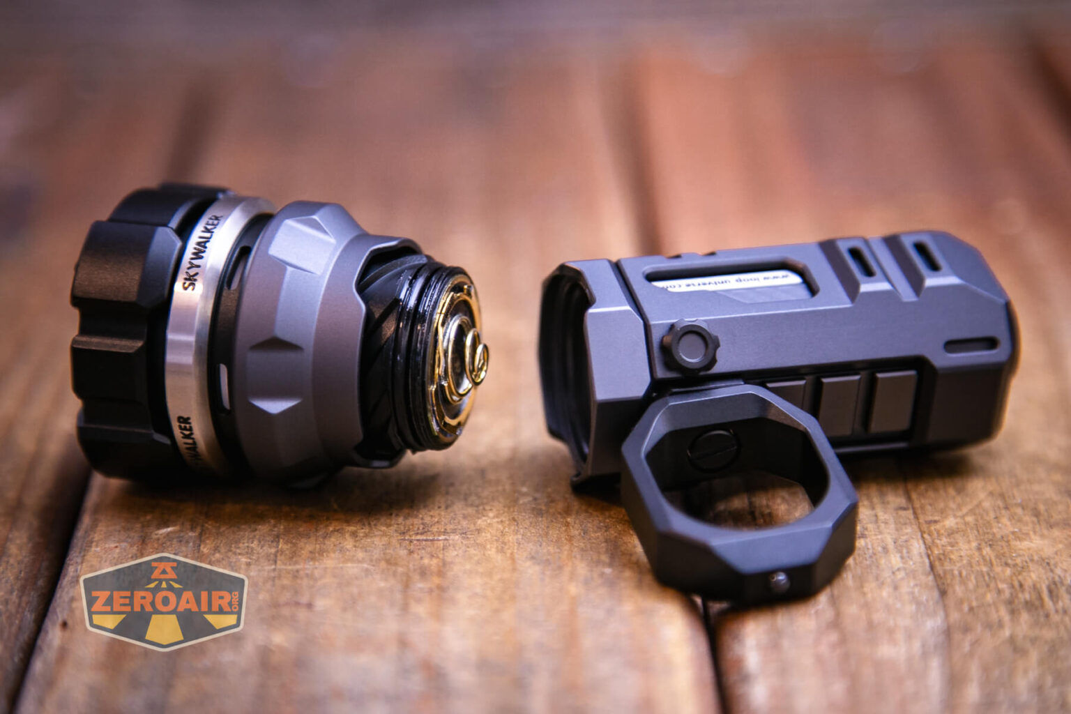Loop SK-01s LED Flashlight Review - ZeroAir Reviews