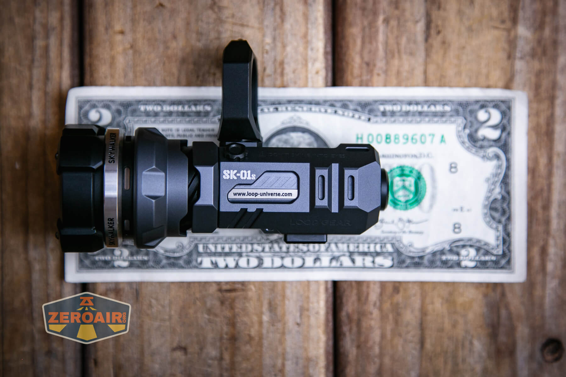Loop SK-01s LED Flashlight Review - ZeroAir Reviews