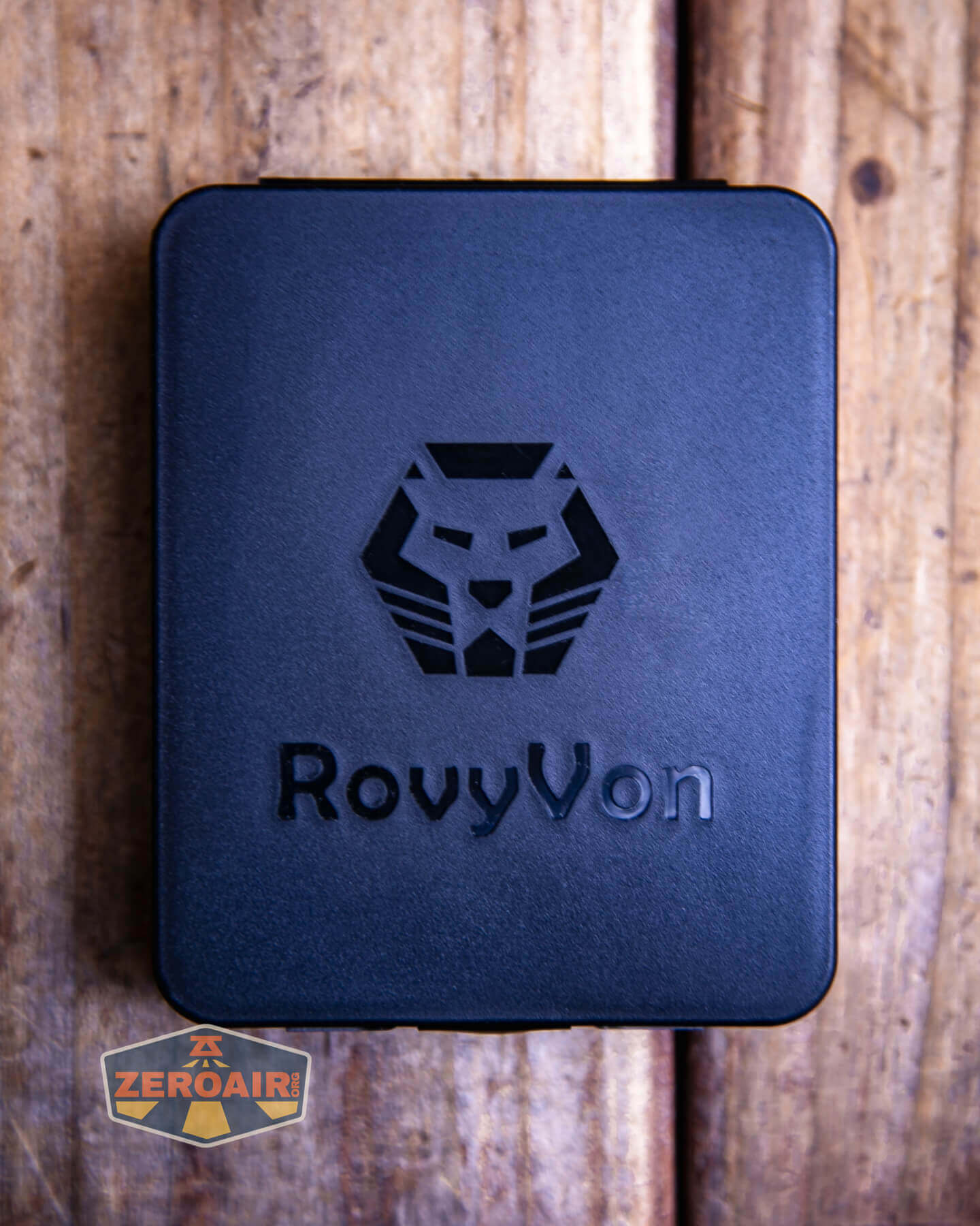 RovyVon Angel Eyes E3 Plus Flashlight Review - ZeroAir Reviews