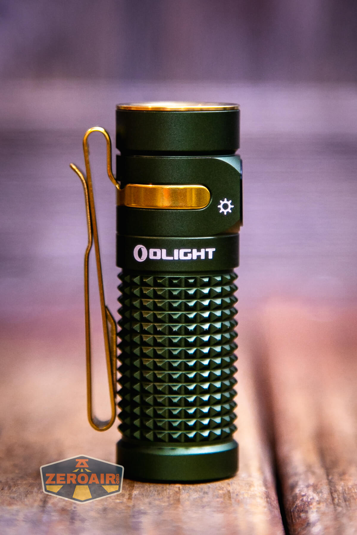 Olight Baton 4 Premium Edition Flashlight Review - ZeroAir Reviews