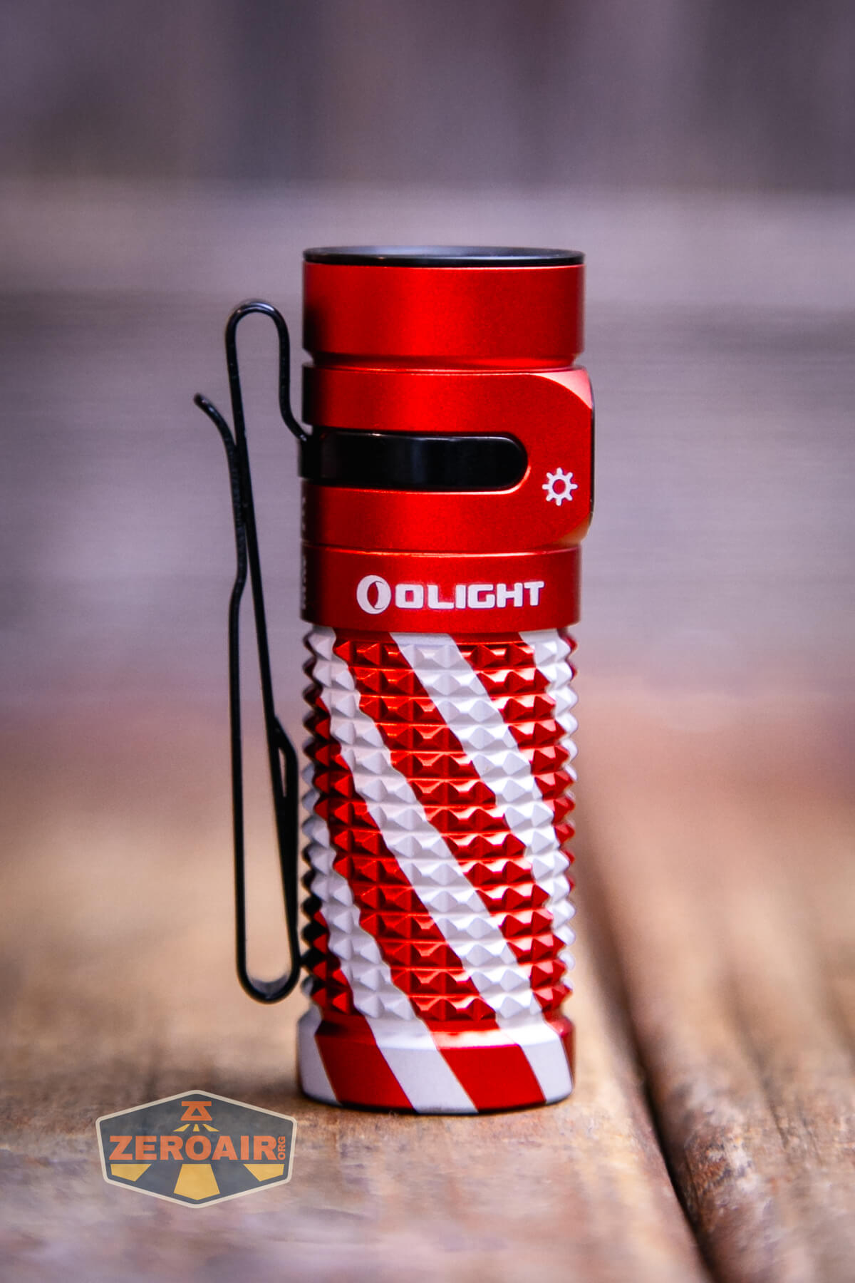 Olight Baton 4 EDC Flashlight Review - ZeroAir Reviews