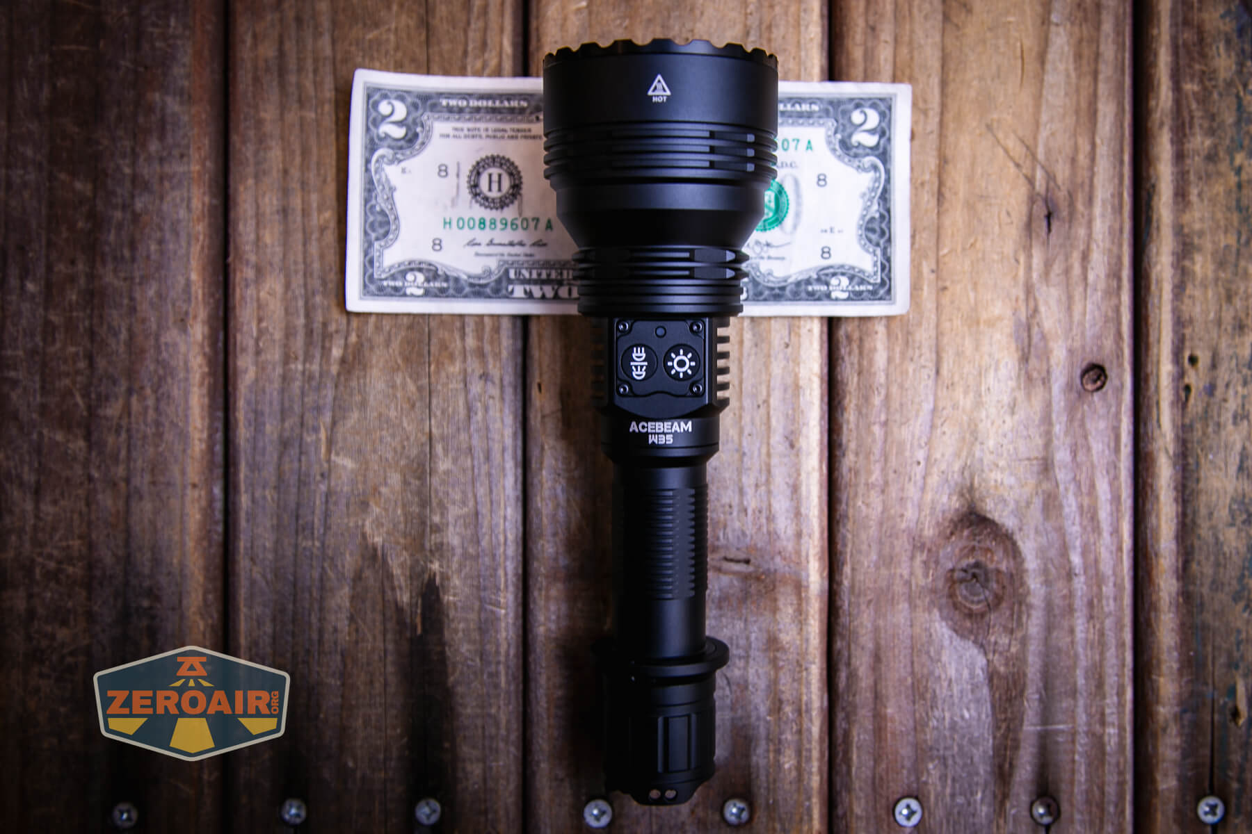 Acebeam W35 Zoom LEP Flashlight Review - ZeroAir Reviews