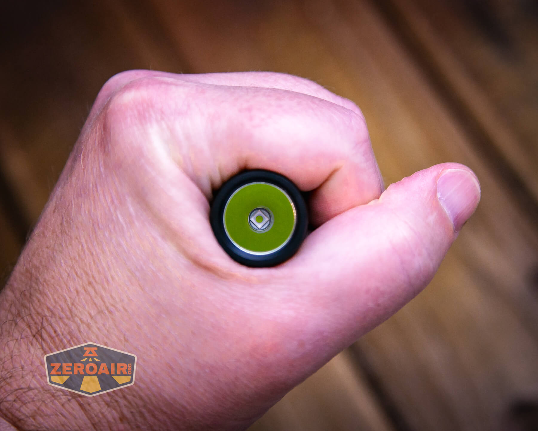NLightD E1 Flashlight Review - ZeroAir Reviews