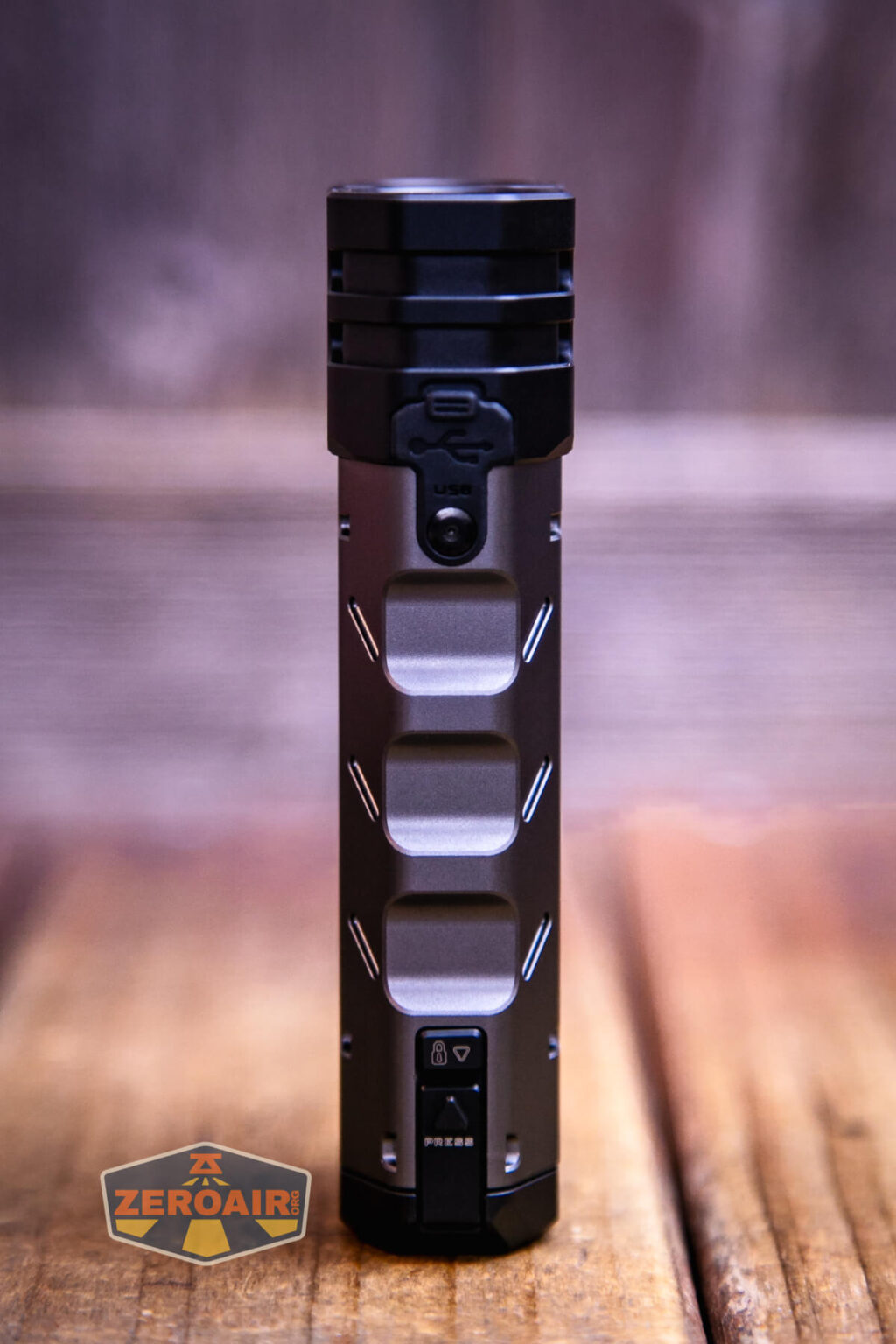 LoopGear SK-05 Pro Flashlight Review - ZeroAir Reviews