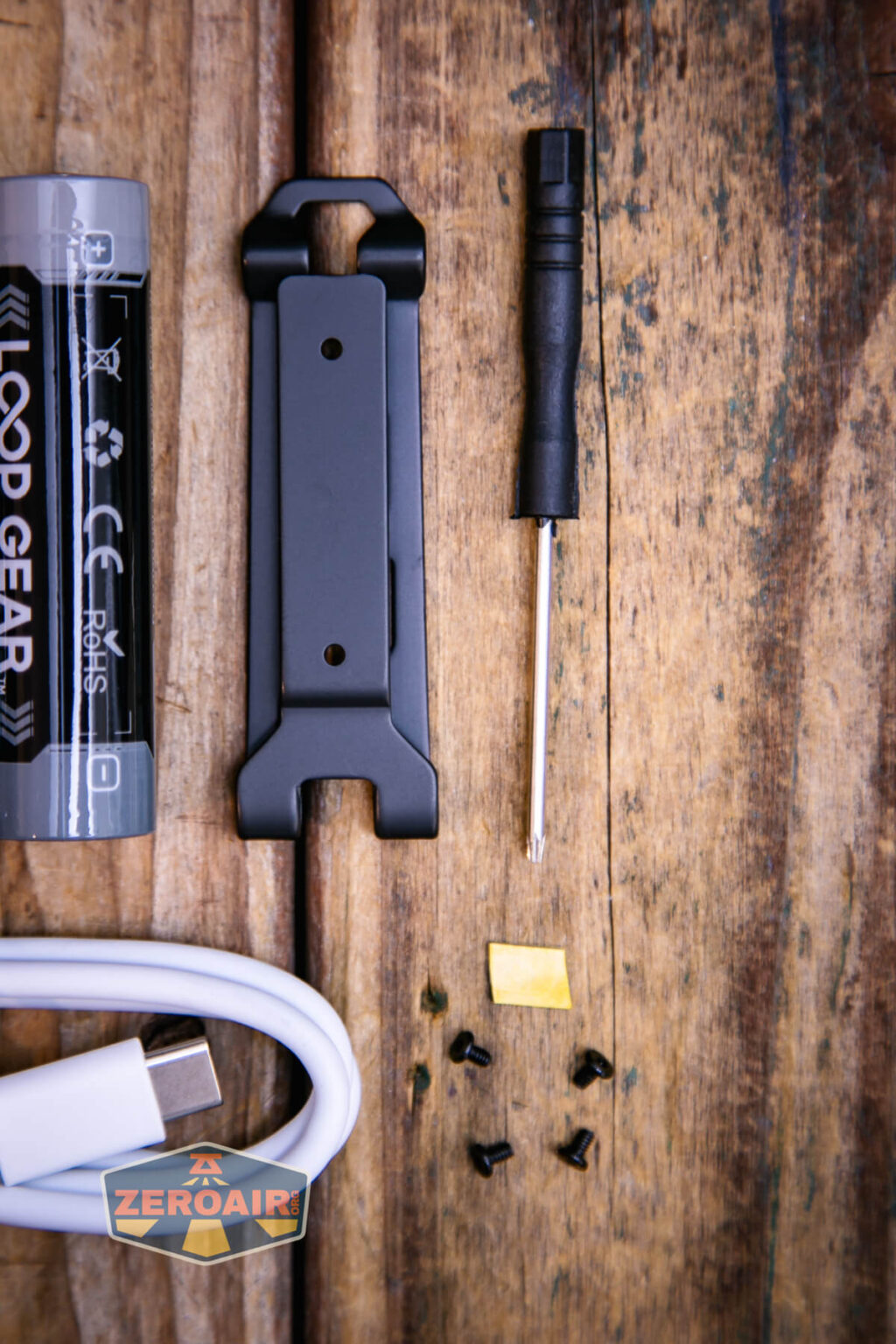 LoopGear SK-05 Pro Flashlight Review - ZeroAir Reviews