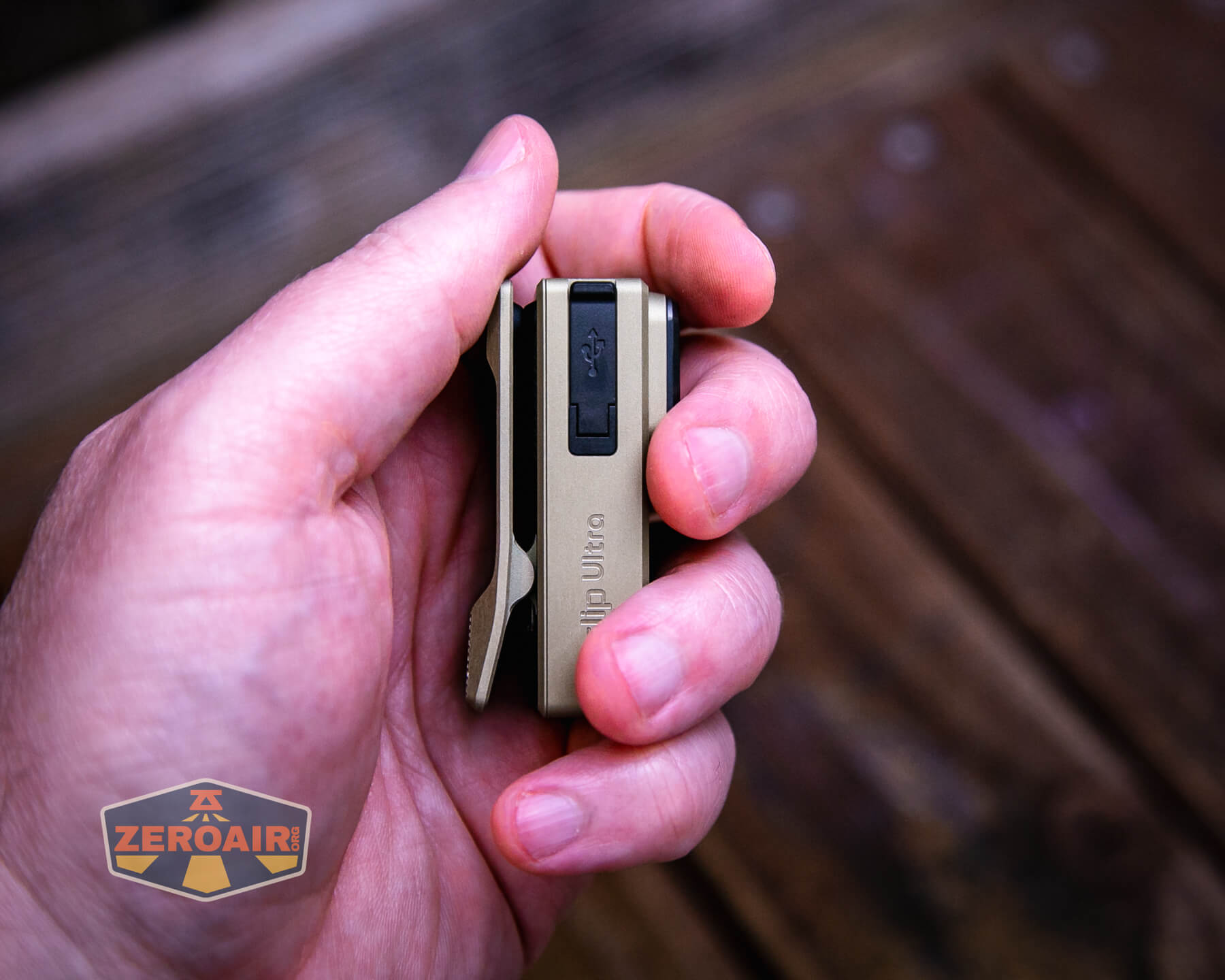 Olight Oclip Ultra Flashlight Review - ZeroAir Reviews