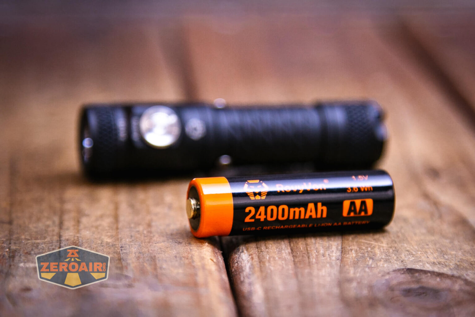 RovyVon AA145 Flashlight Review - ZeroAir Reviews