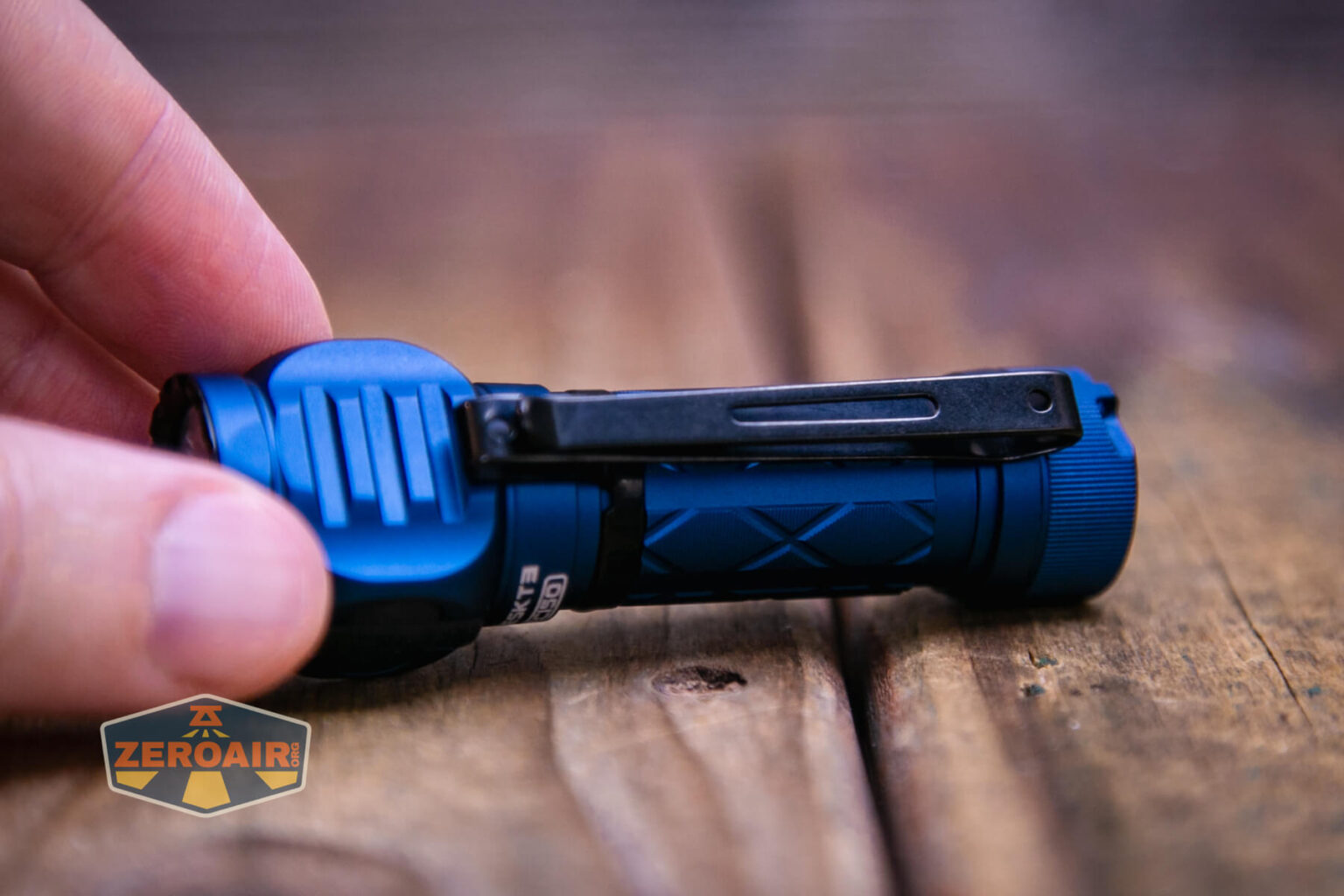 Skilhunt EC150 Luminus SFT25R Flashlight Review - ZeroAir Reviews